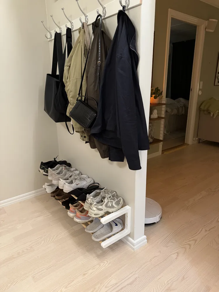 Shoe Shelf bracket - Free 3D Print Model - MakerWorld