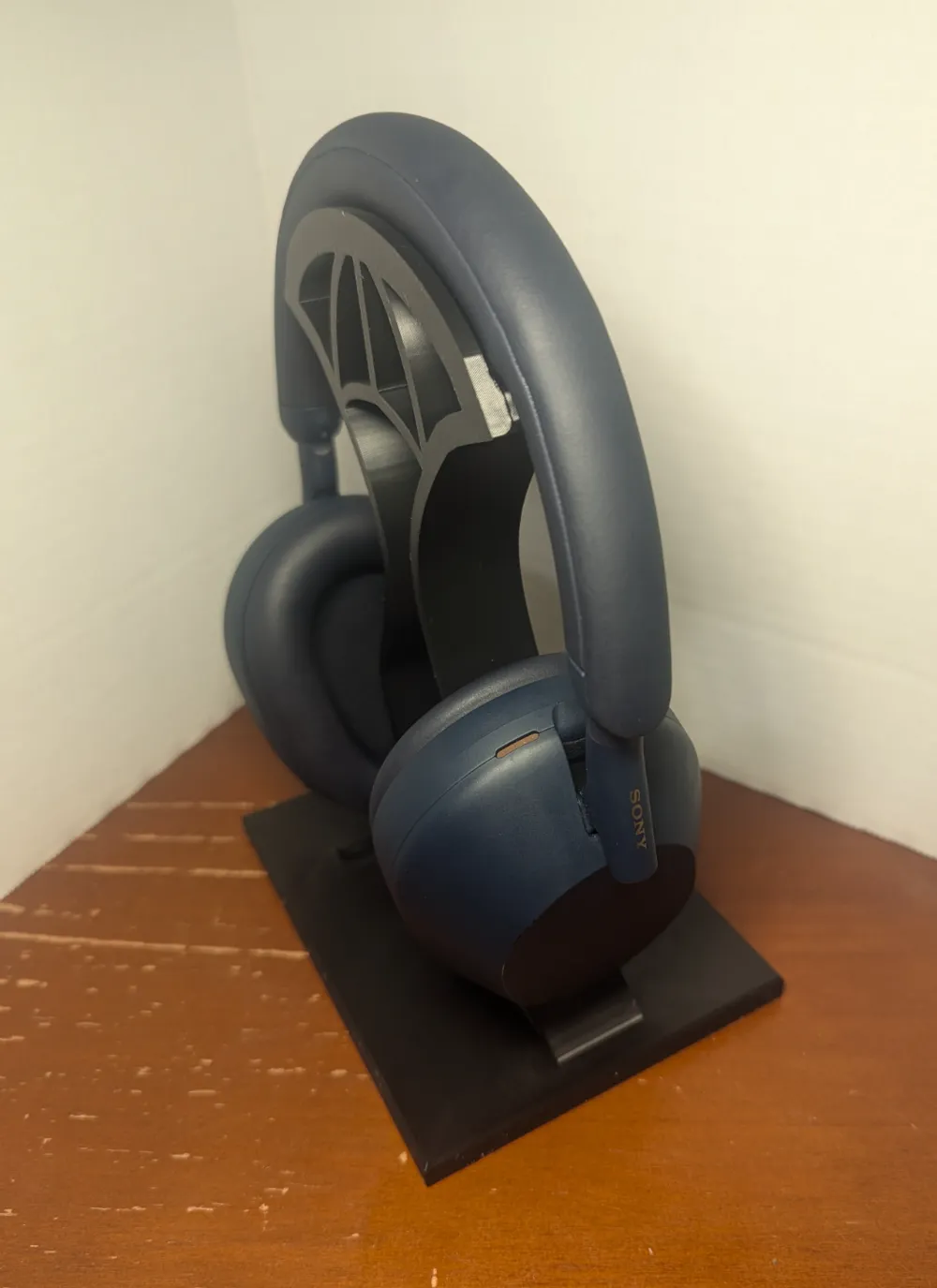 Sony XM5 Headphone Stand - Free 3D Print Model - MakerWorld