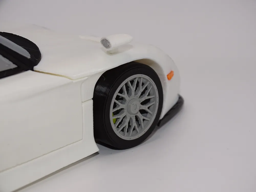 Porsche 911 GT1 Road Version + Steerable Model 1:19 by Mr.Rod ...