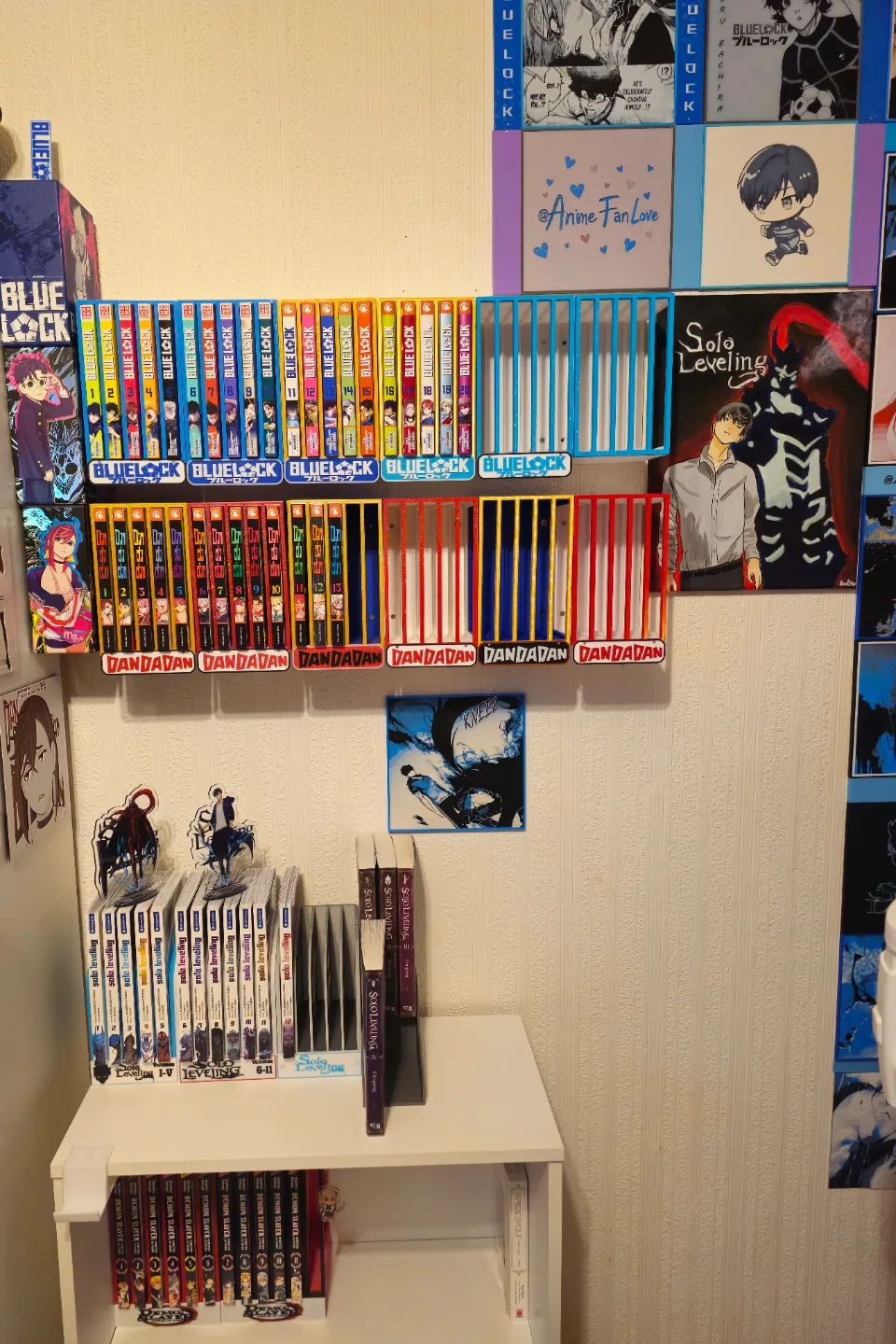 Manga Wall Shelf - Manga slipcase - Free 3D Print Model - MakerWorld
