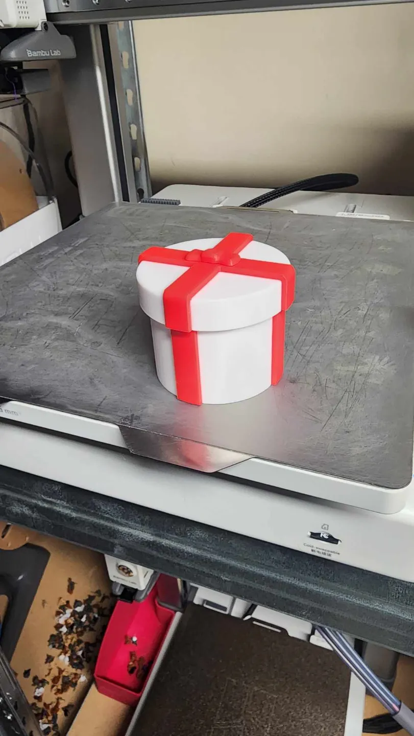 Gift Box / Present that Opens - No AMS Required by TriDimension Printworks - MakerWorld