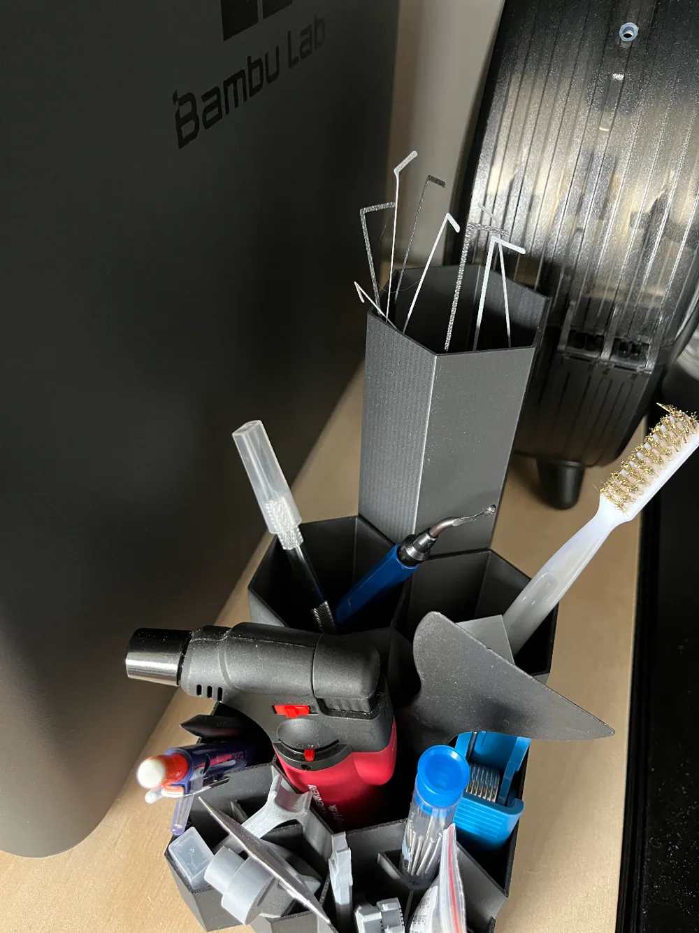 Honeycomb Poop Line Bin by Muffinhead - MakerWorld