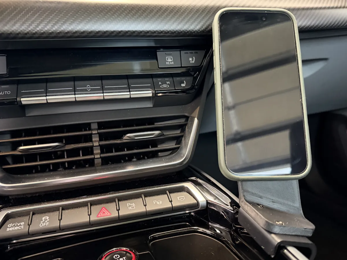 Audi e-tron GT MagSafe Phone Holder - Free 3D Print Model - MakerWorld