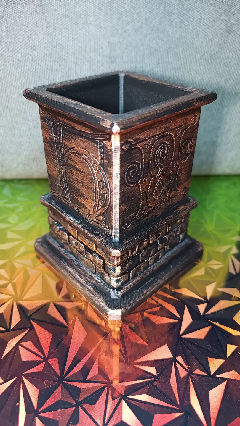 Gothic-Inspired Antique Pen Holder by 3D.printing.Boutique.de - MakerWorld