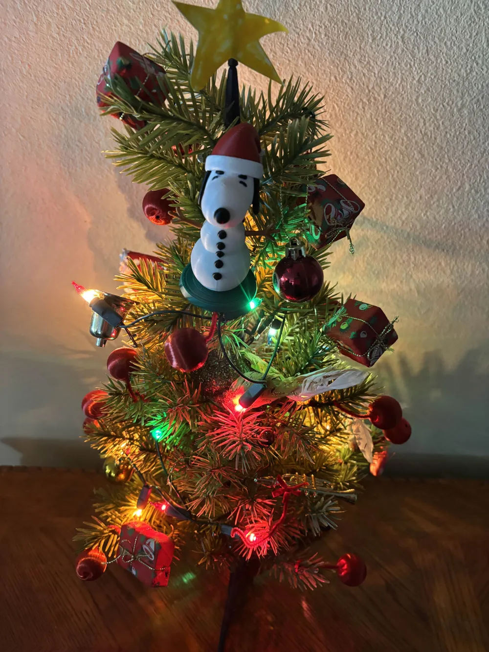 Snoopy Christmas Snowman \ Paint your own Snoopy - Free 3D Print Model ...