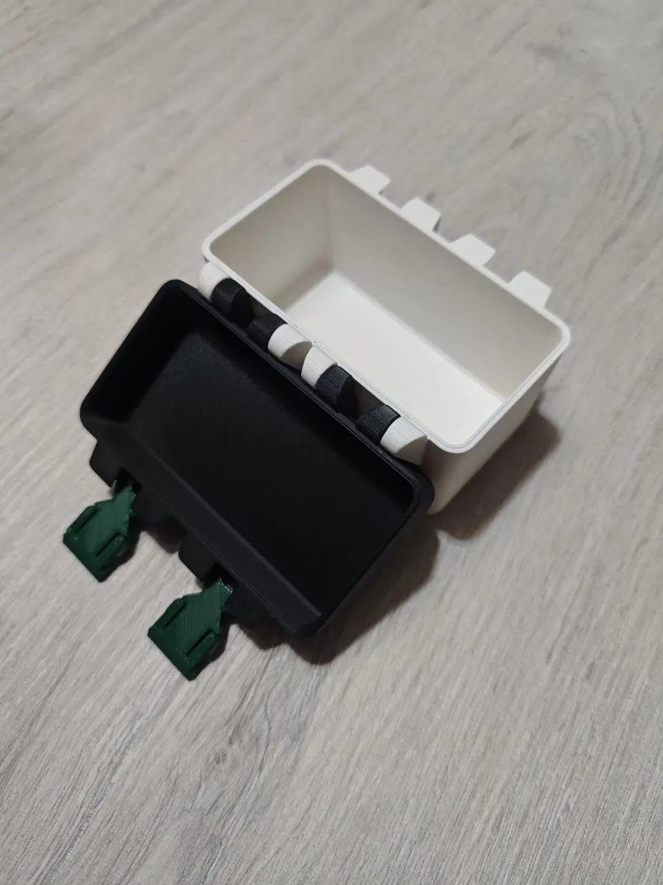 Trading cards box FIFA 26 - Free 3D Print Model - MakerWorld