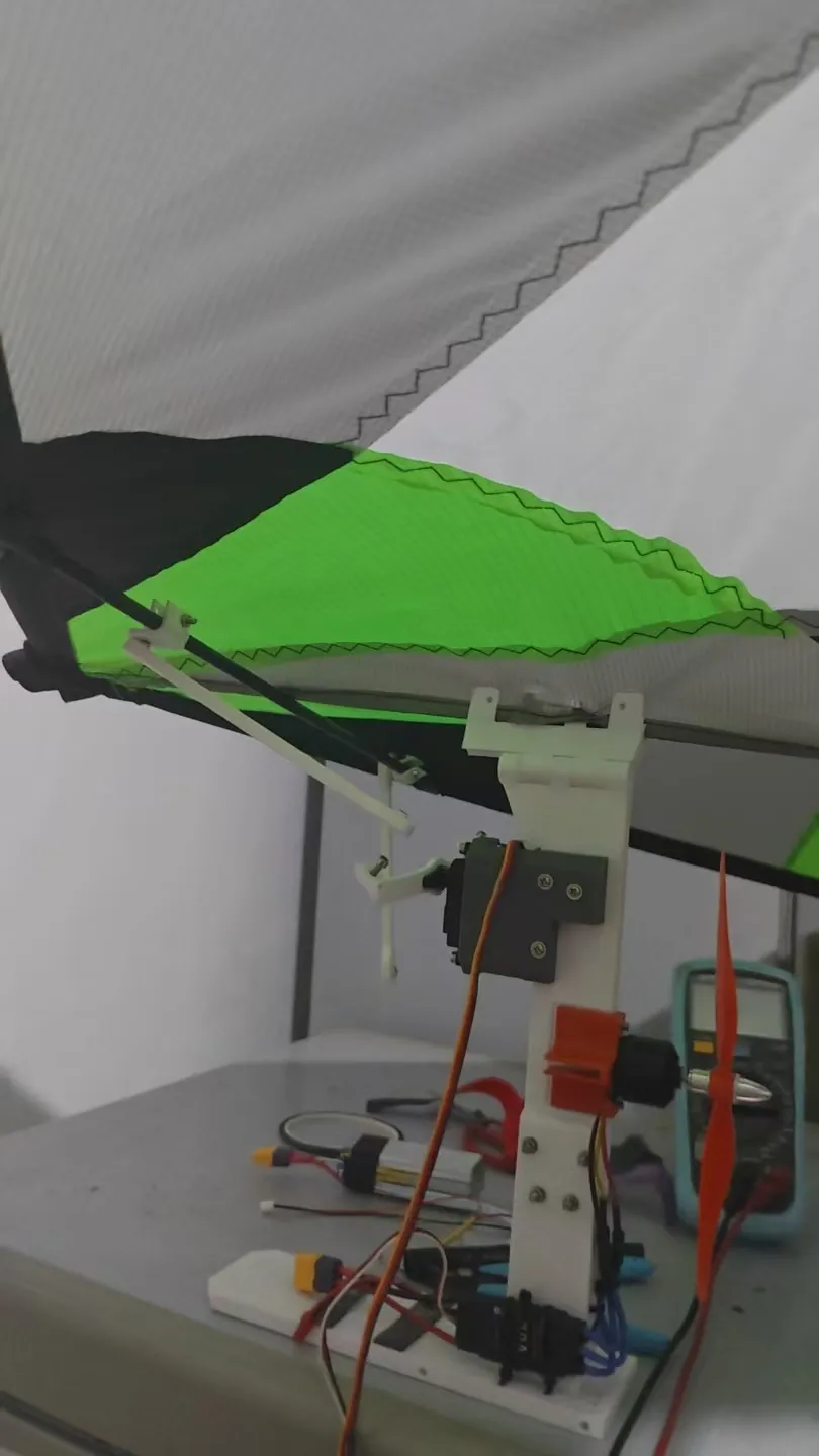 CyberBrick Remote Control Flying Wing (Sport Kite Modified Fixed-Wing ...