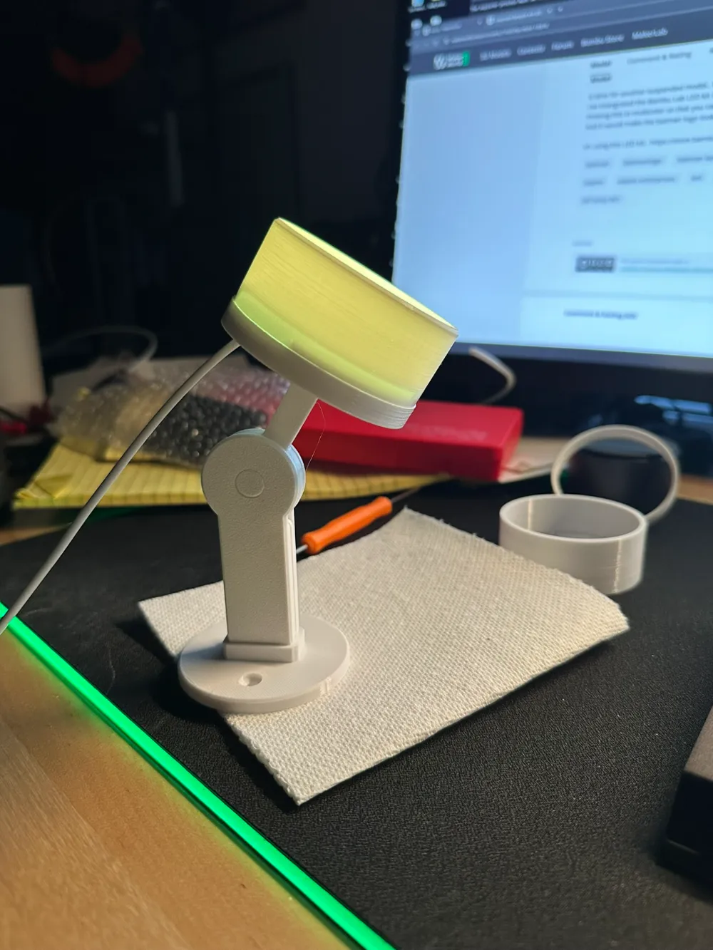 Spotlight Housing for Bambu Led Lamp Kit by ondrovic - MakerWorld