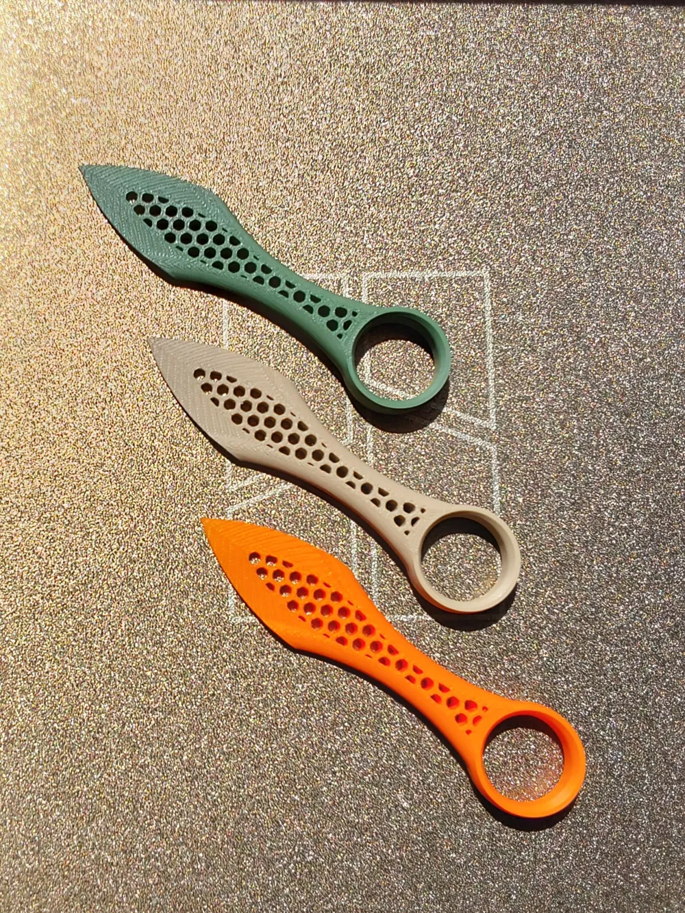 Fidget Kunai - Free 3D Print Model - MakerWorld