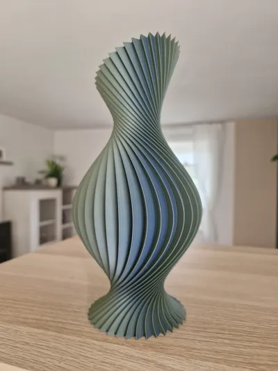 Decorative Vase in two sizes - Free 3D Print Model - MakerWorld