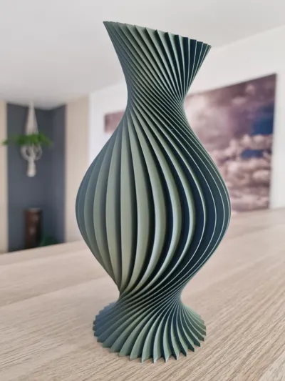 Decorative Vase in two sizes - Free 3D Print Model - MakerWorld