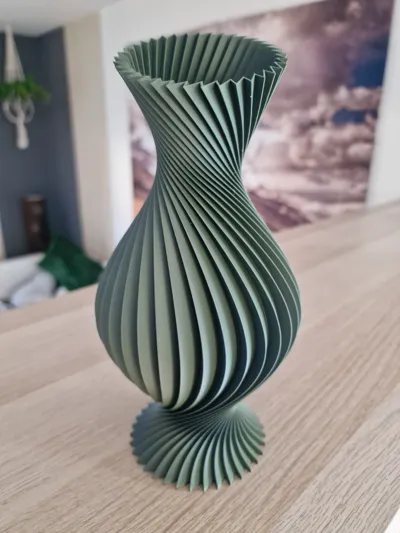 Decorative Vase in two sizes - Free 3D Print Model - MakerWorld