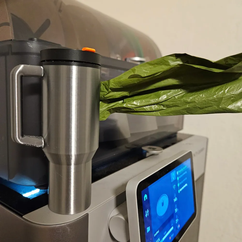 Stanley Poop Bag Holder by Traxis - MakerWorld