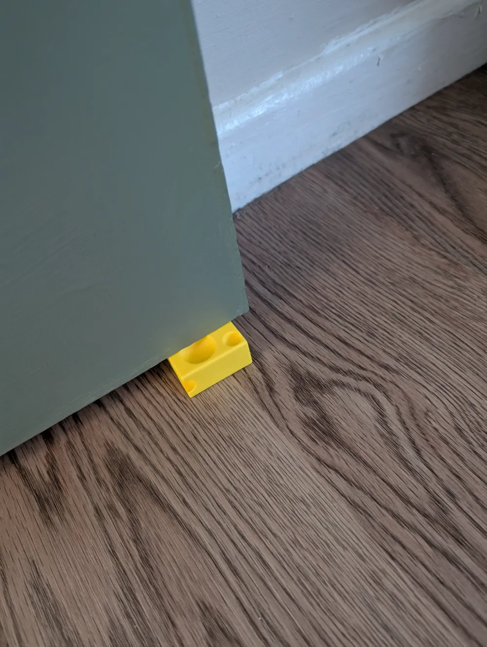 Cheese Door Stop Remixed by Sam MakerWorld: Download Free 3D Models