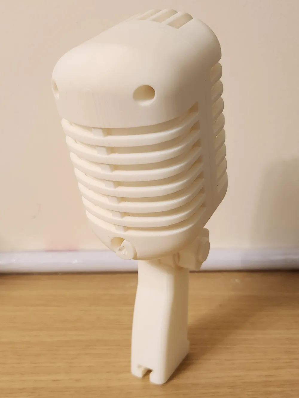 Vintage 60s Microphone - Free 3D Print Model - MakerWorld