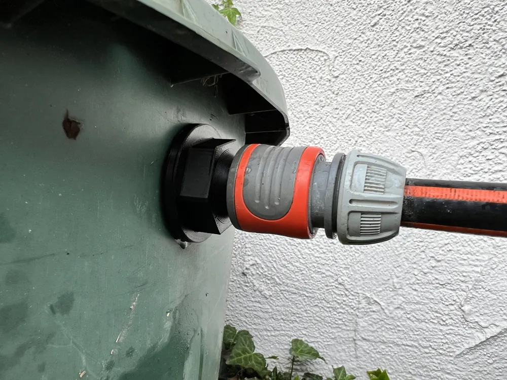 D30 Water barrel connection Gardena Regentonne by Gorilla MakerWorld ...
