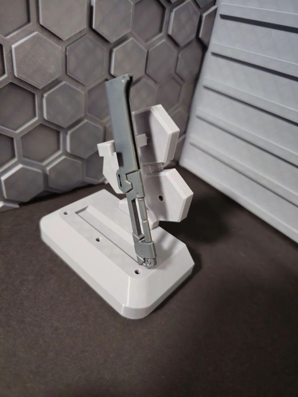 Hex Weapon/Accessory Stand by jmiclat - MakerWorld