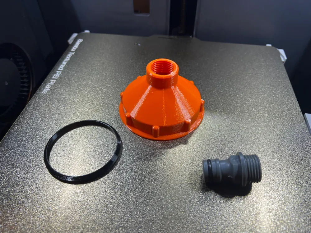 Cap (63mm Thread) with Gardena compatible fitting by Quatchi - MakerWorld
