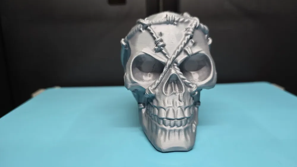 Skull with barbed wire - Free 3D Print Model - MakerWorld