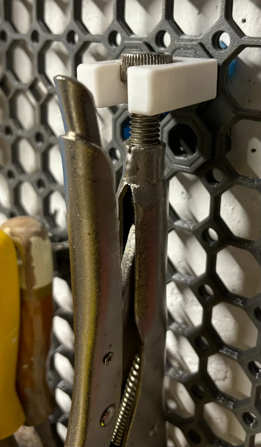 Multiboard Vise Grips holder by high99 MakerWorld: Download Free 3D Models