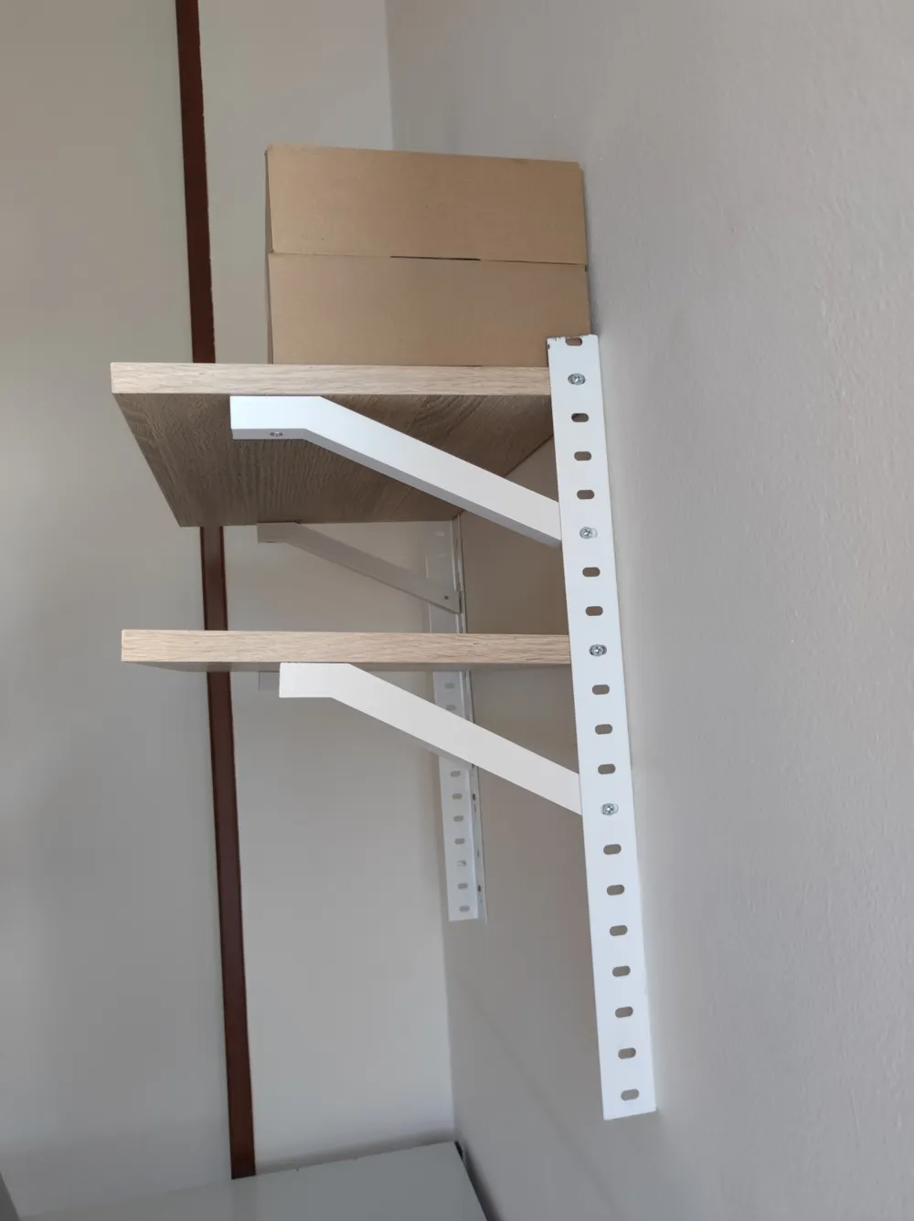 Adjustable Shelf Brackets – Thin & Thick Profiles - Free 3D Print Model ...