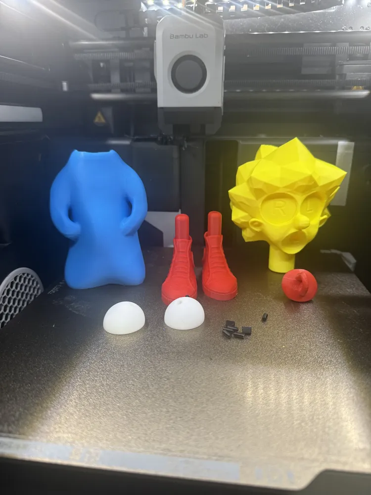 Maggie Simpson urban wear multiparts - Free 3D Print Model - MakerWorld