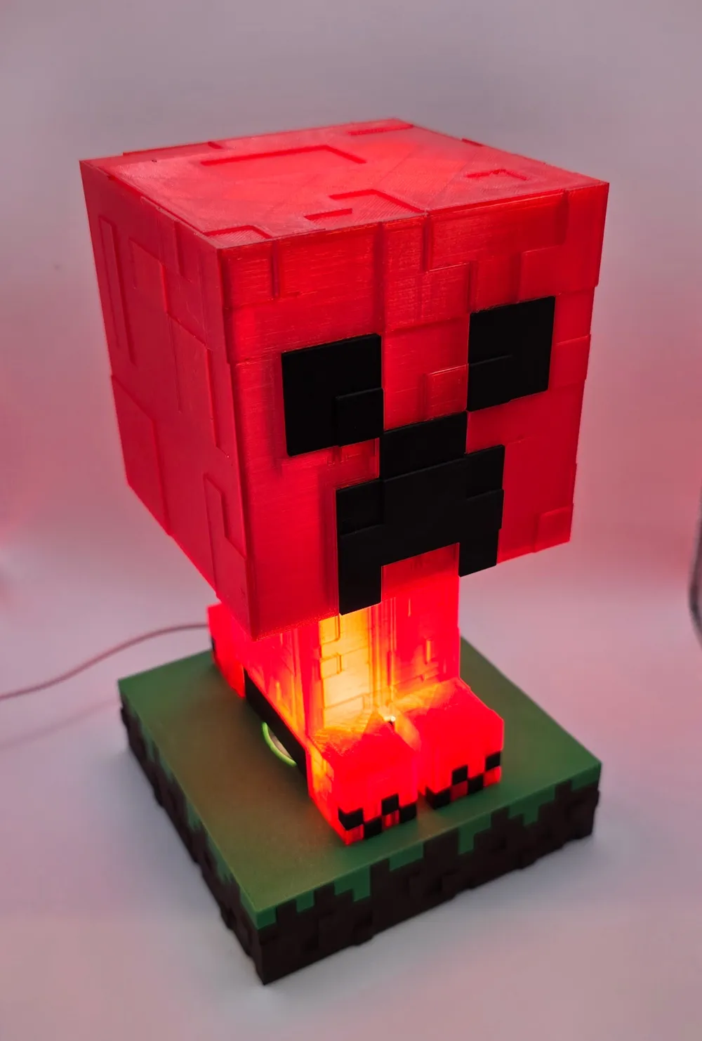 MINECRAFT CREEPER DESK LIGHT - Free 3D Print Model - MakerWorld