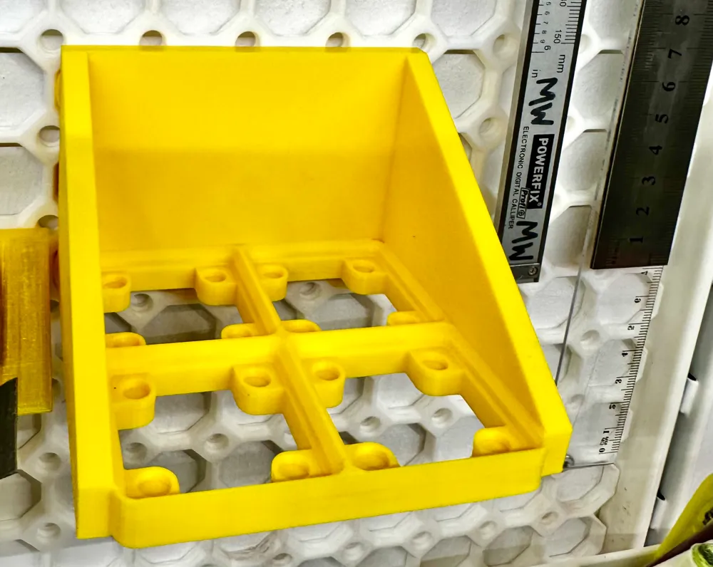 Gridfinity X Multiboard ULTRASTRONG shelf 2x2 by mrmakas - MakerWorld