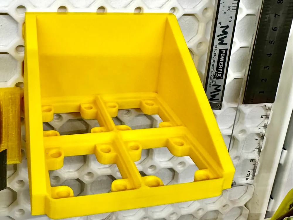 Gridfinity X Multiboard ULTRASTRONG shelf 2x2 by mrmakas - MakerWorld