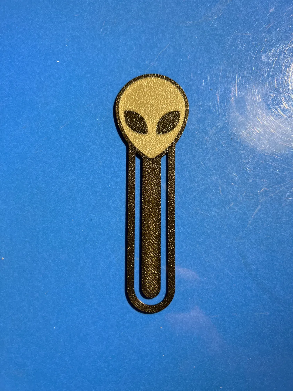 Alien Bookmark by vernsartMakerWorld: Download Free 3D Models