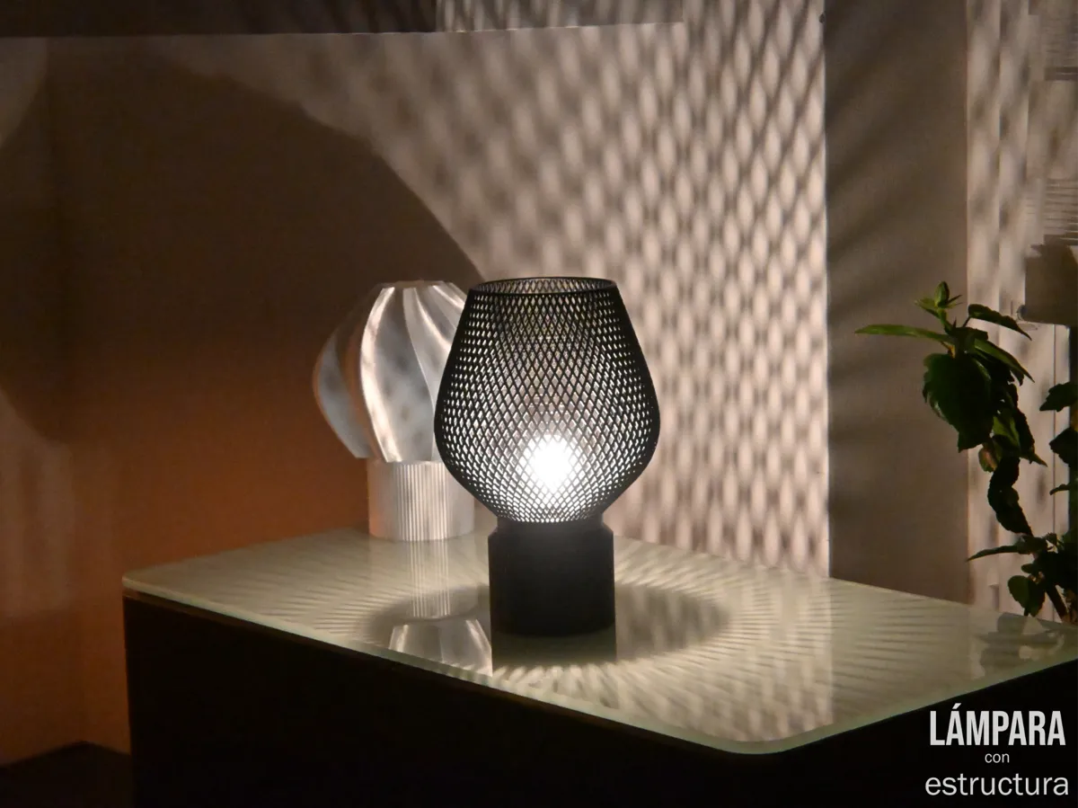 Table Lamp Grid Structure by IIICROCOIII MakerWorld: Download Free 3D ...