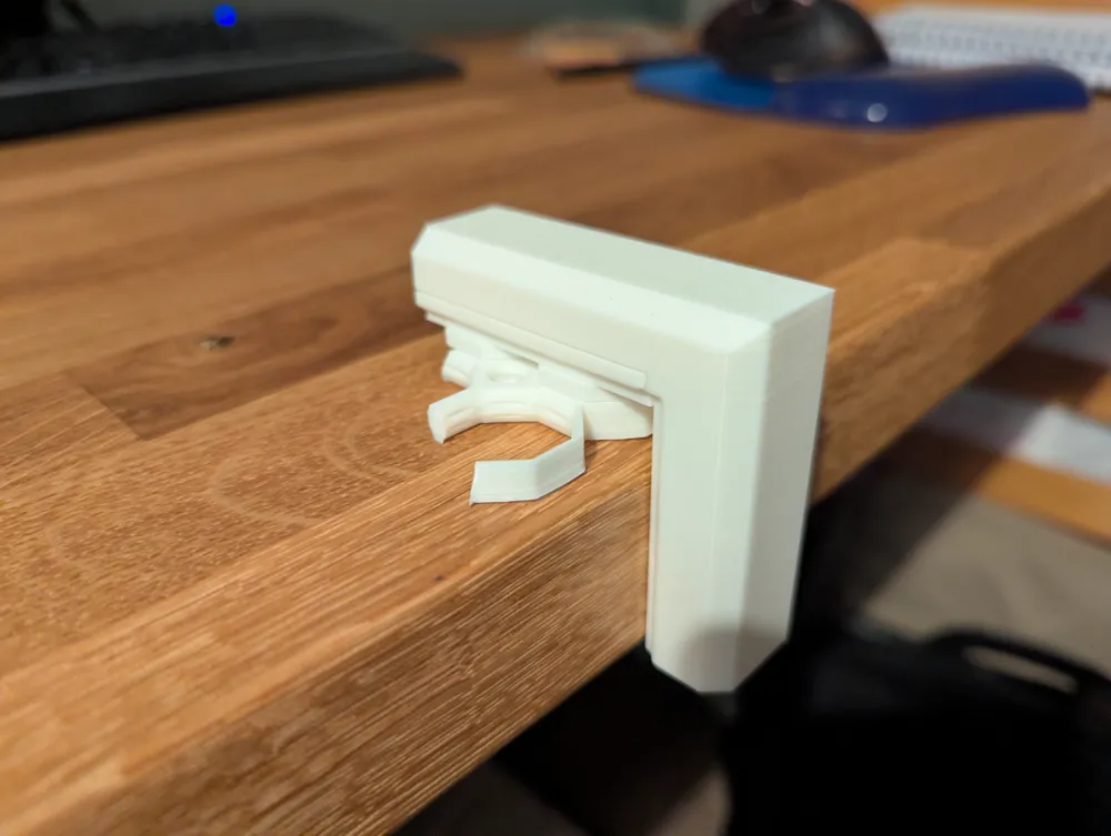 Underware 2.0 - Desk edge channel - Free 3D Print Model - MakerWorld