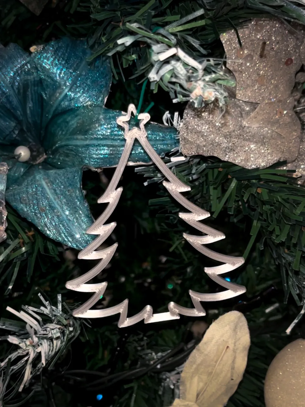 Christmas Tree-Shaped Ornament - Free 3D Print Model - MakerWorld