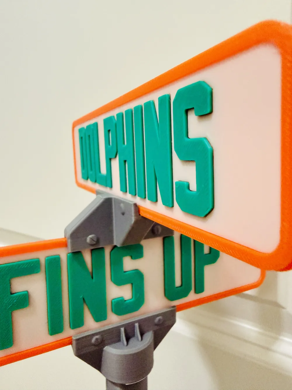 Miami Dolphins "Fins Up" street sign - Free 3D Print Model - MakerWorld