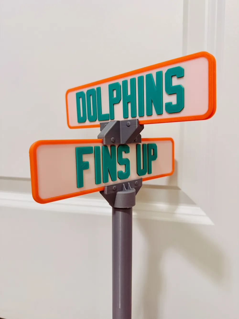 Miami Dolphins "Fins Up" street sign - Free 3D Print Model - MakerWorld