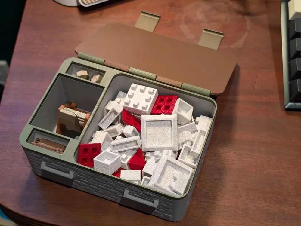 Castle Attack Box with Texture! Remixed by cletus Bojangles - MakerWorld