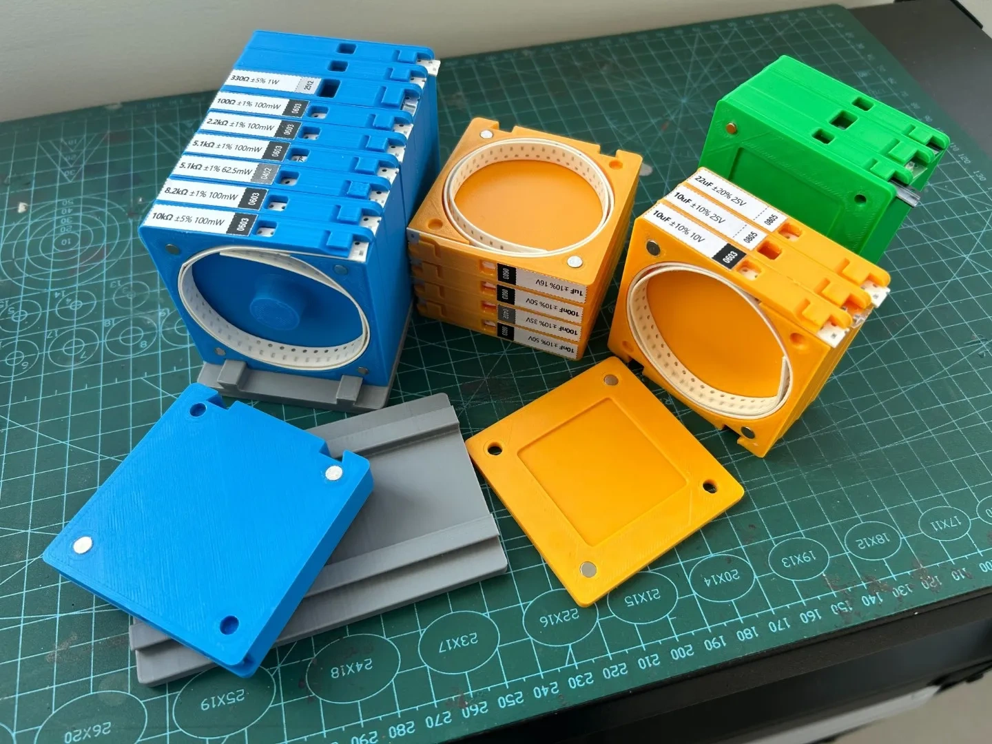 Surface Mount Device (SMD) Storage Box by techeditor - MakerWorld
