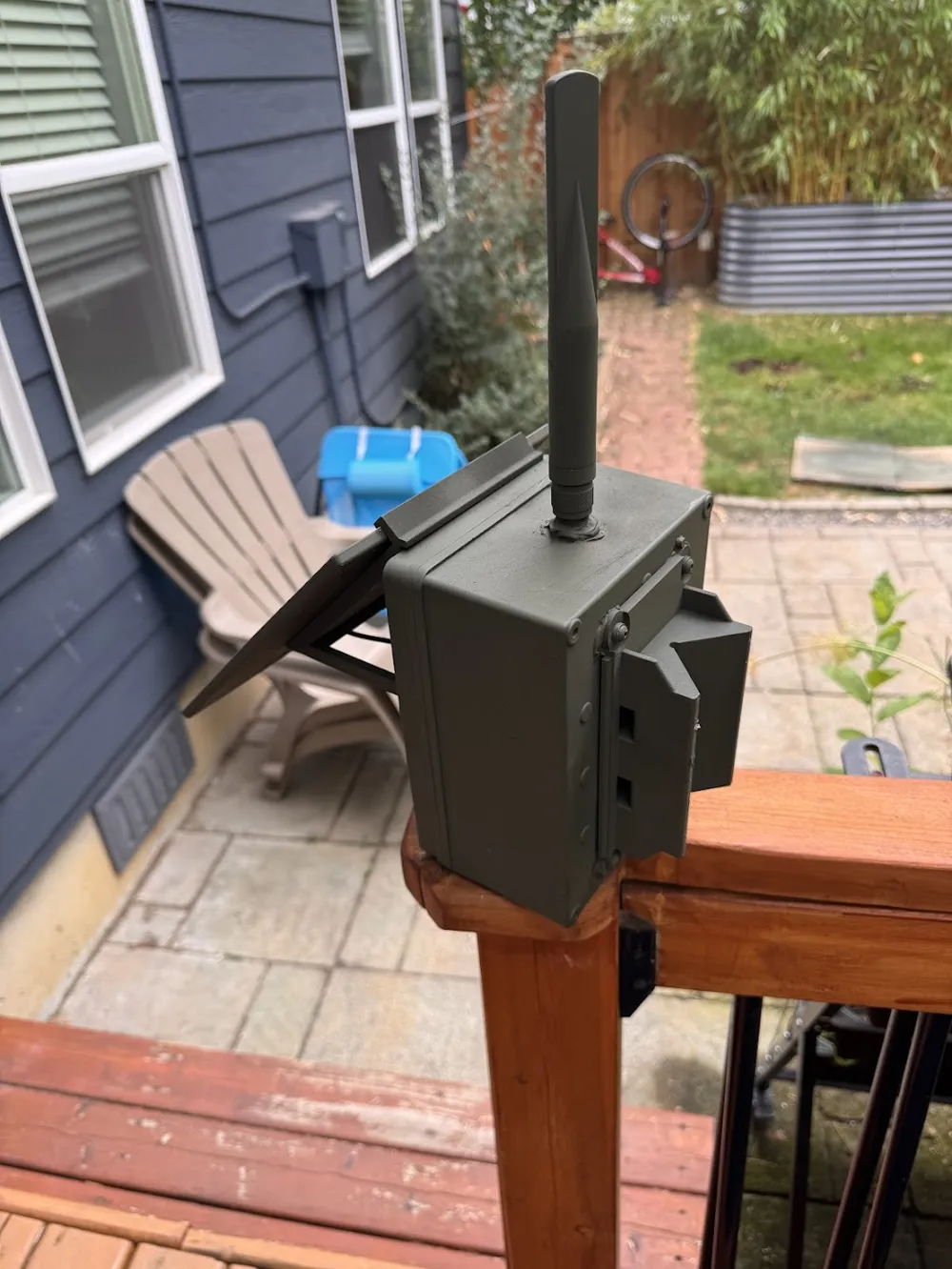 Meshcore Solar Repeater - 10w panel - Free 3D Print Model - MakerWorld