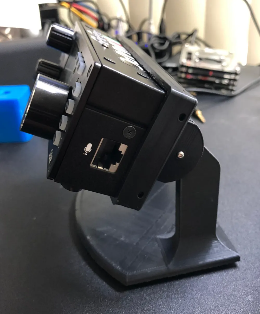 Xiegu G90 Front Unit Stand by andreahaku - MakerWorld