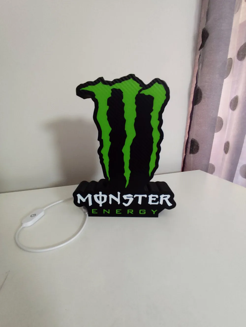 Light box/Lamp Monster Energy - Free 3D Print Model - MakerWorld