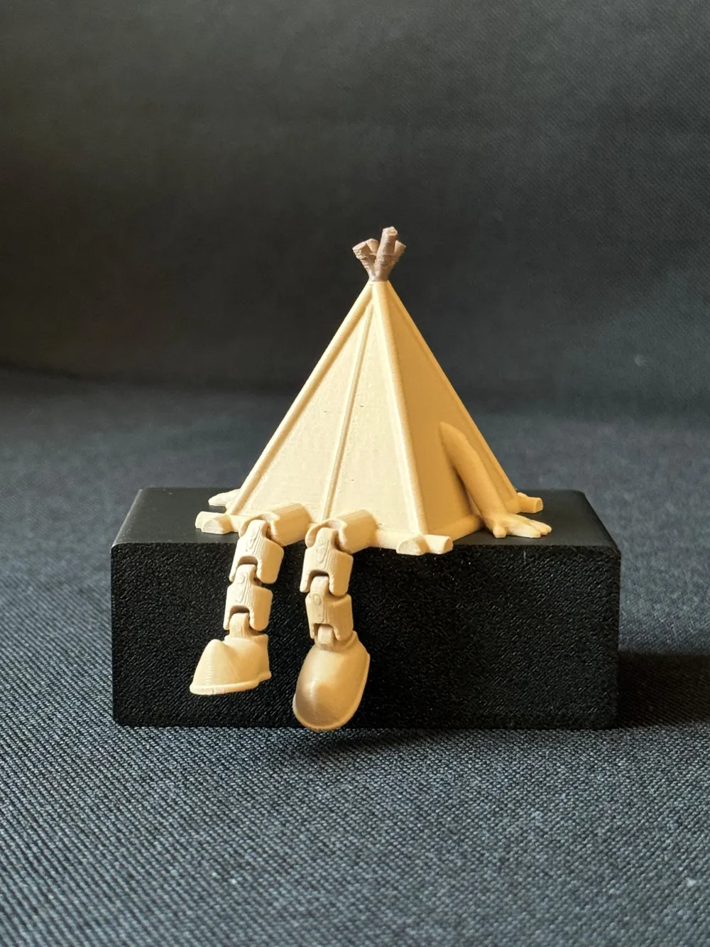 Articulated Flexi Tent Buddy by Ireality MakerWorld: Download Free 3D Models