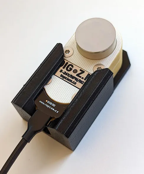TopCom DIG.Z.M Sensor Mount - Free 3D Print Model - MakerWorld