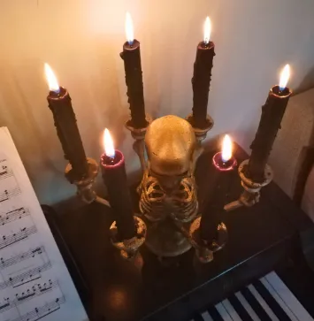 Skull Candlestick by Zona3d - MakerWorld