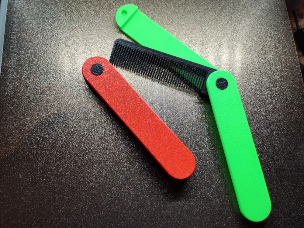 Folding Pocket Comb - Free 3D Print Model - MakerWorld