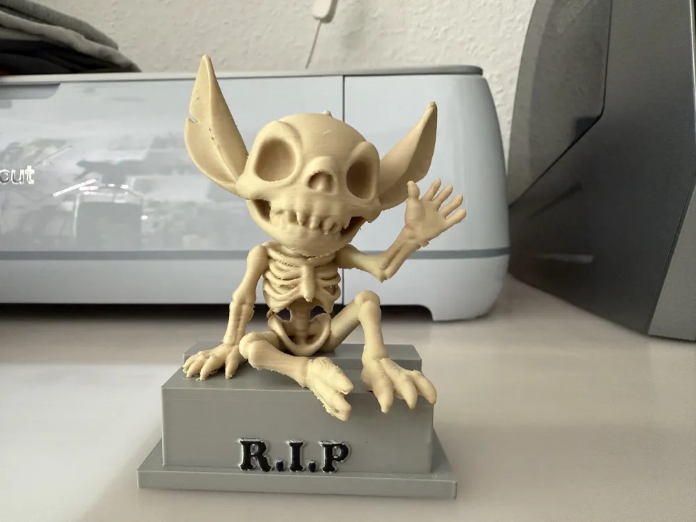 Skeleton Stitch – The undead alien with a heart! by StrabonZ MakerWorld ...