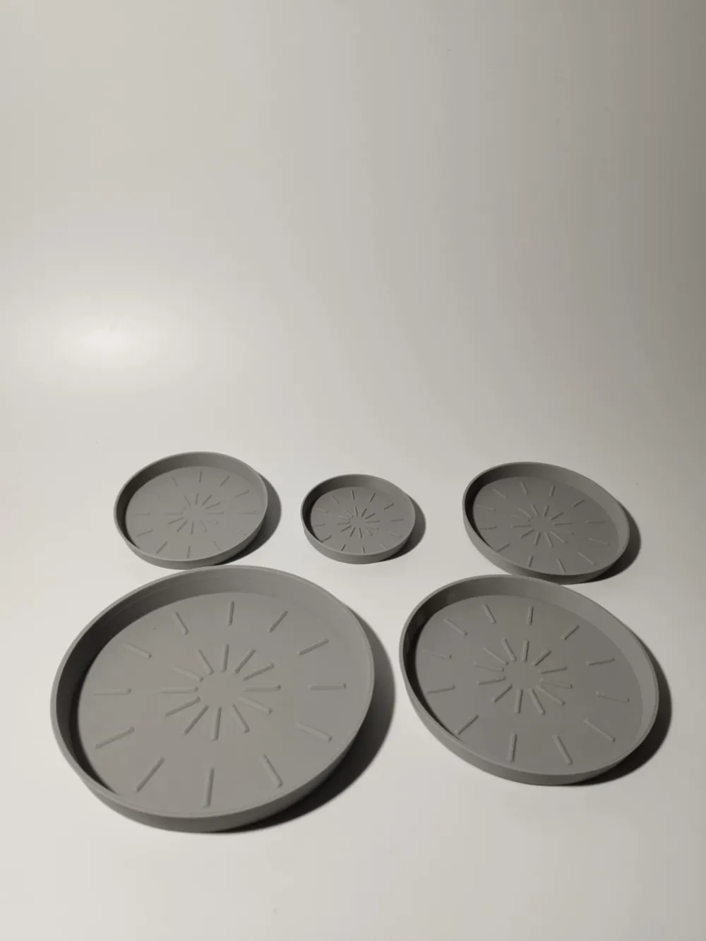 fast simply flower pot tray - Free 3D Print Model - MakerWorld