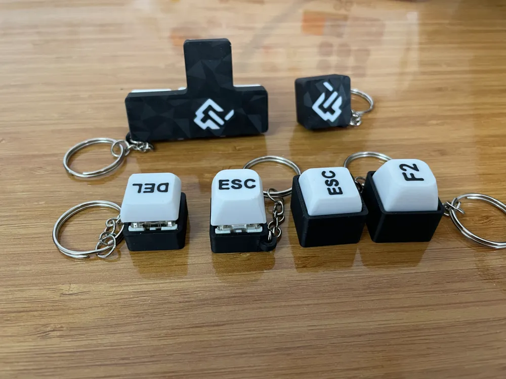Keychain ClickCap - Free 3D Print Model - MakerWorld