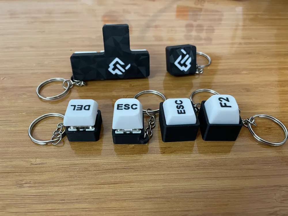 Keychain ClickCap - Free 3D Print Model - MakerWorld