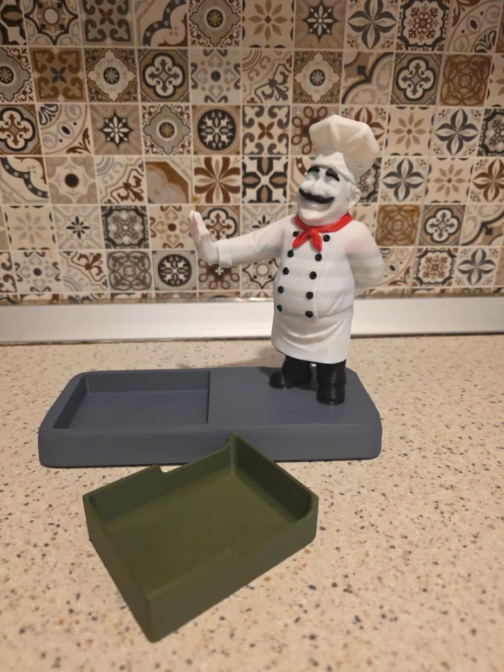 The Sous-Chef: Lid & Spoon Rest - Free 3D Print Model - MakerWorld