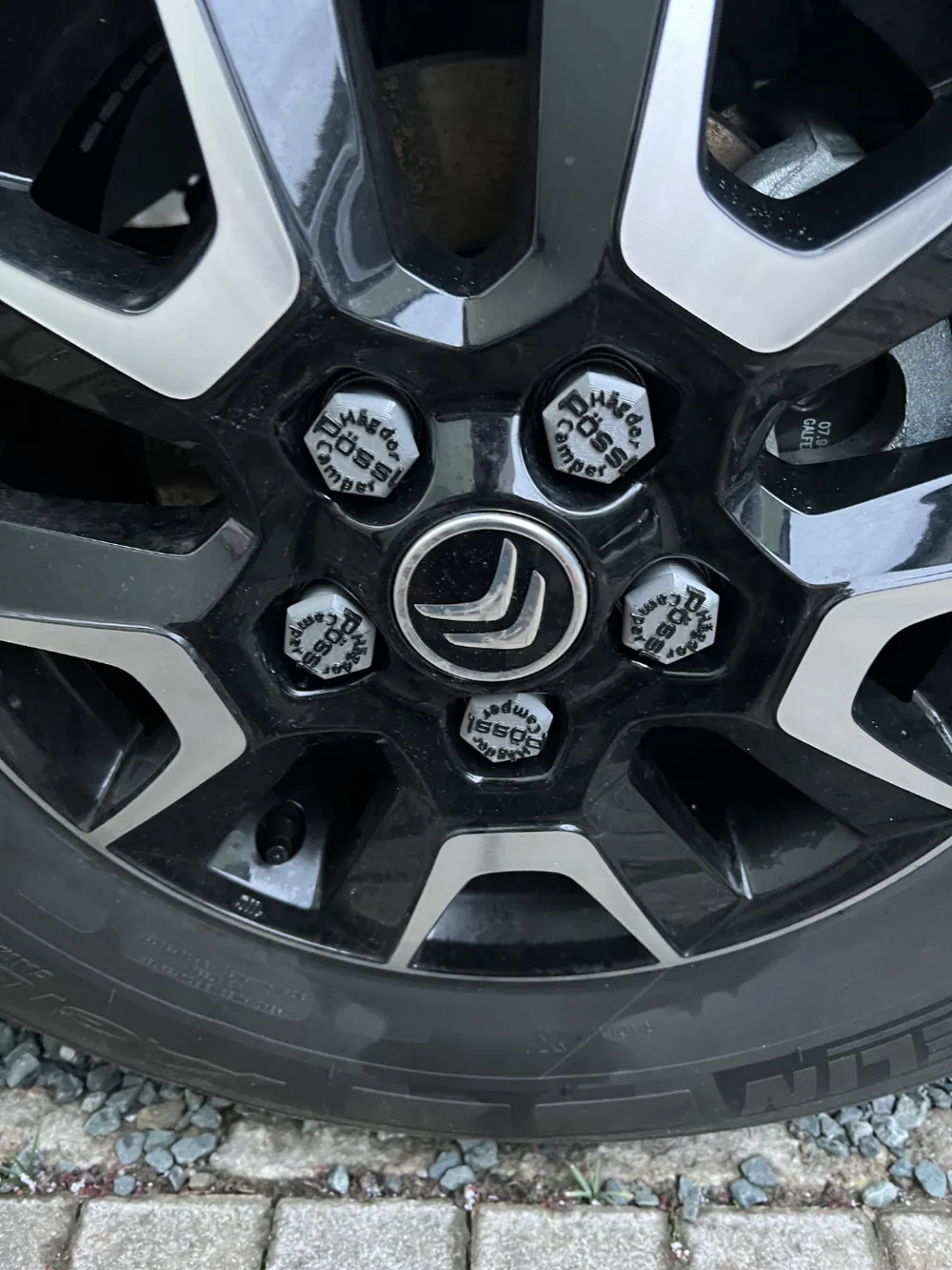 Wheel Bolt Cap 21mm by Steffen Döhler - MakerWorld